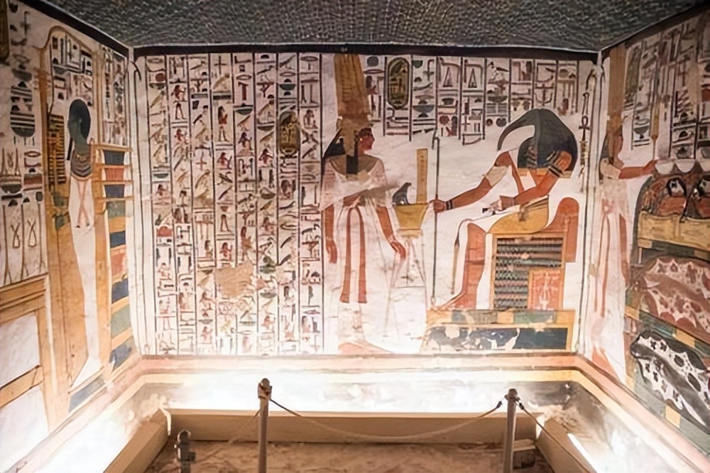 A mysterious "underground city" was discovered under the pyramid, and ...