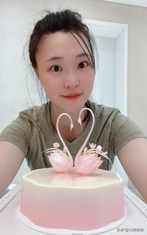 The panoramic view of Hui Ruoqi's mansion was exposed, the husband and ...