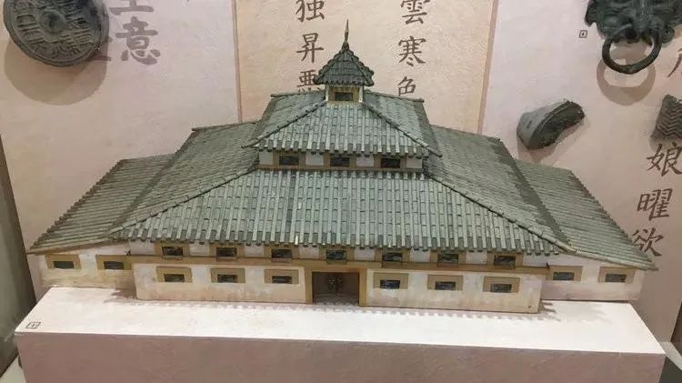 The Encounter After Seven Hundred Years - iNEWS