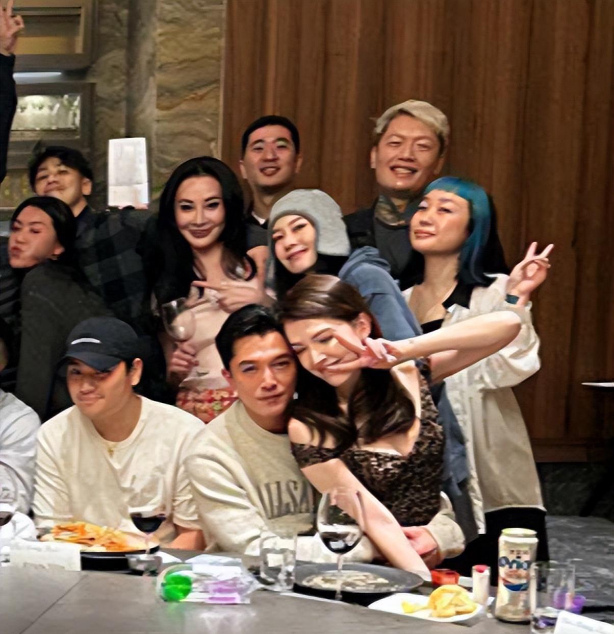 Chiu Ze and Tiffany Hsu attended a party. He was very bold and ...