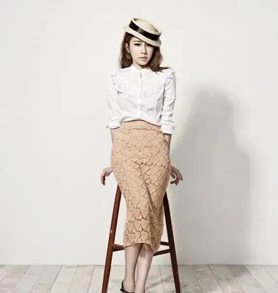 South Korean oxygen goddess Liu Yinna, lively, lovely, beautiful and ...