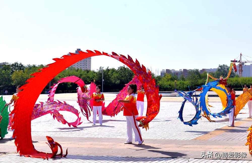 Fraternity Diabolo Dragon Dance Team——Performance of "Chinese Dragon ...