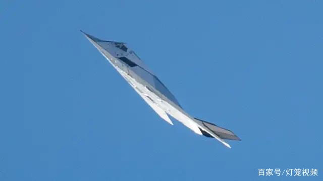 After 14 years of retirement, the first stealth fighter in the United ...