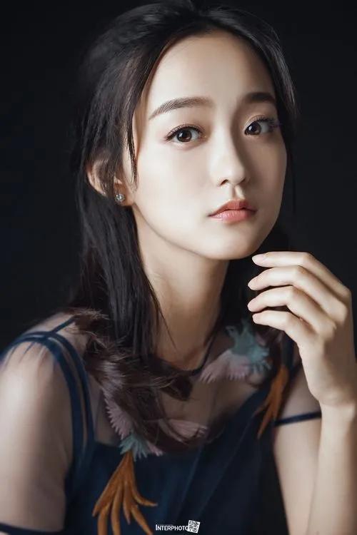 He Hongshan is so pretty - iNEWS