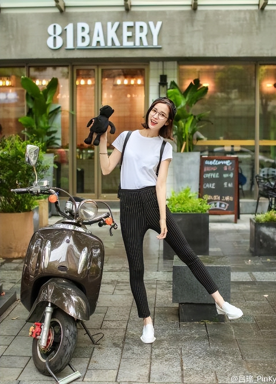 Lu Yao, the number one showgirl in China, is she a bit like Lola Takizawa? - iNEWS