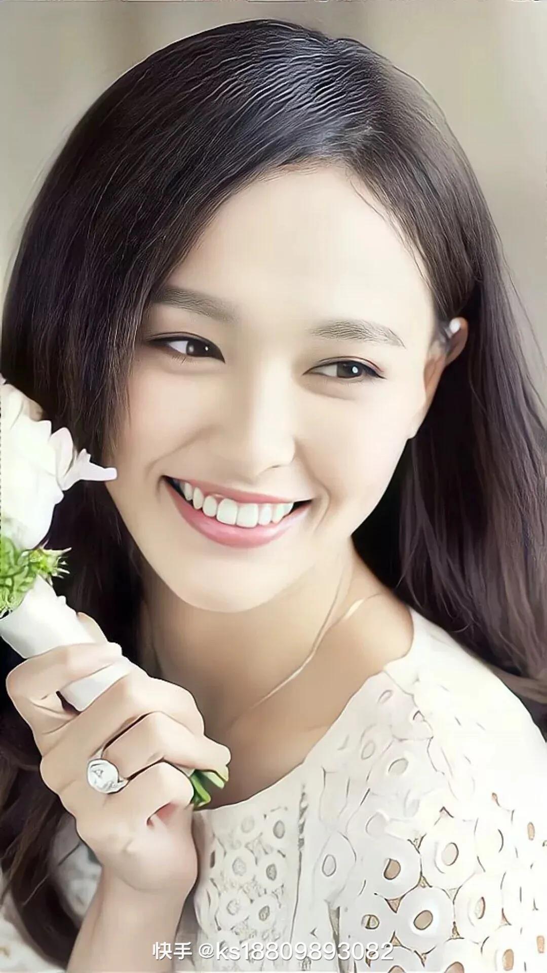 Actress Collection: Tang Yan - iNEWS