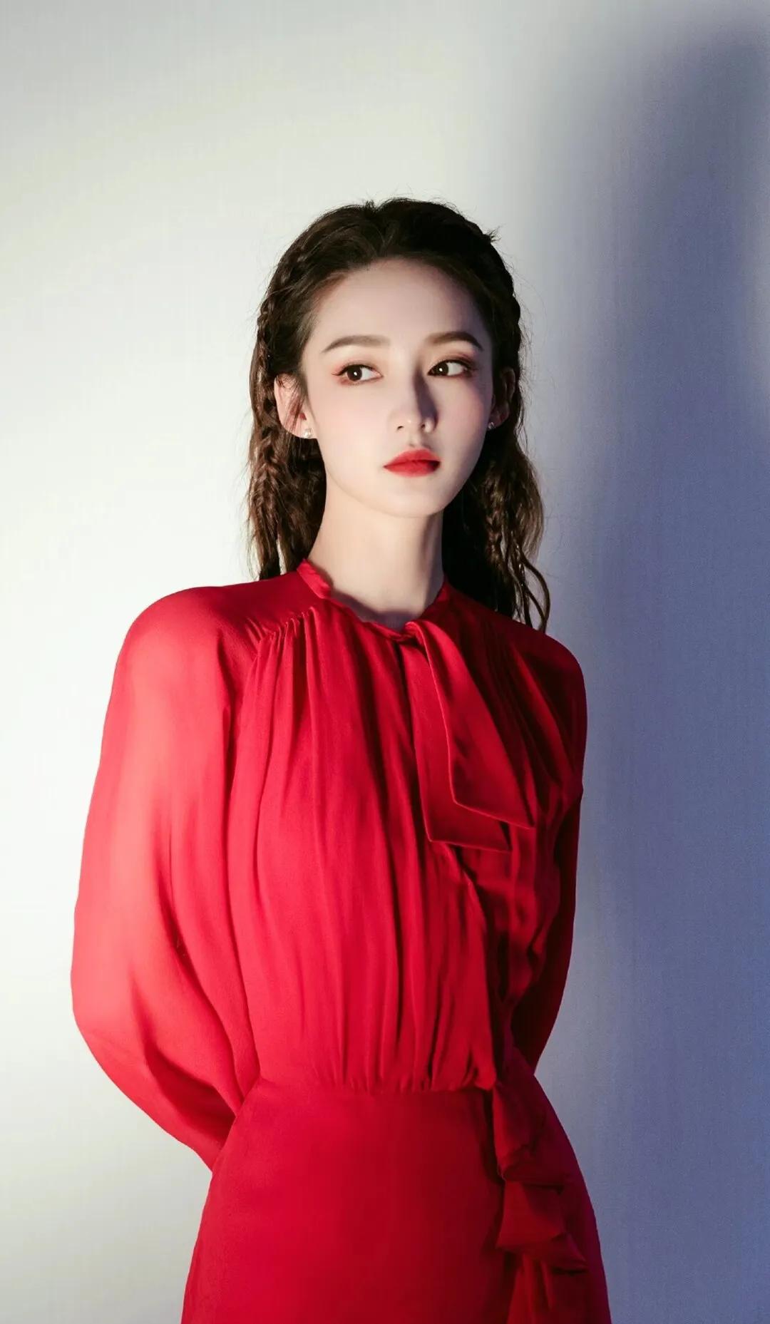 Yanzi Yan Li Qin - iNEWS