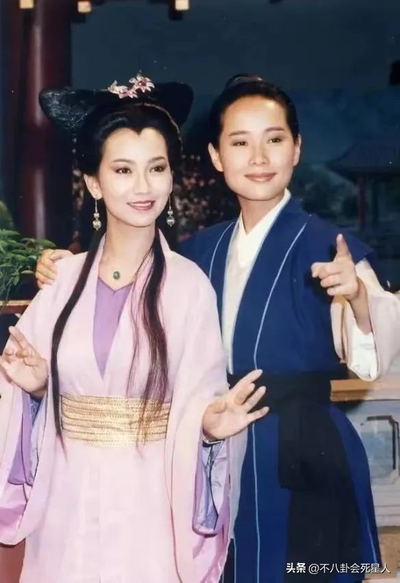 Thirty years later, Ye Tong and Zhao Yazhi took two completely opposite ...