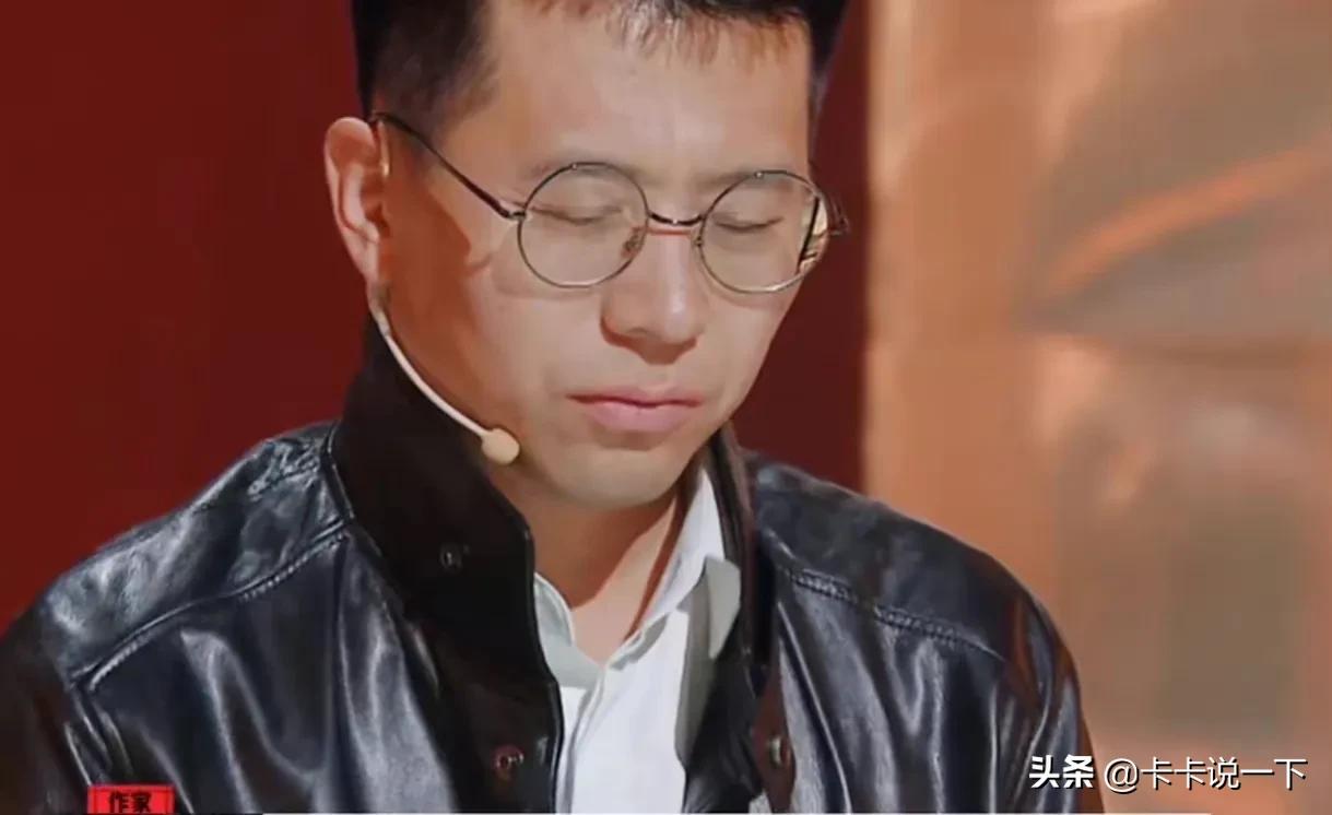 Chen Kaige frequently made golden sentences in the reality show "Let's ...