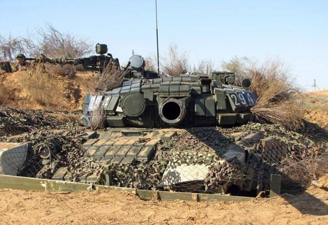 How strong is Soviet explosive reactive armor?The T72 tank was ...