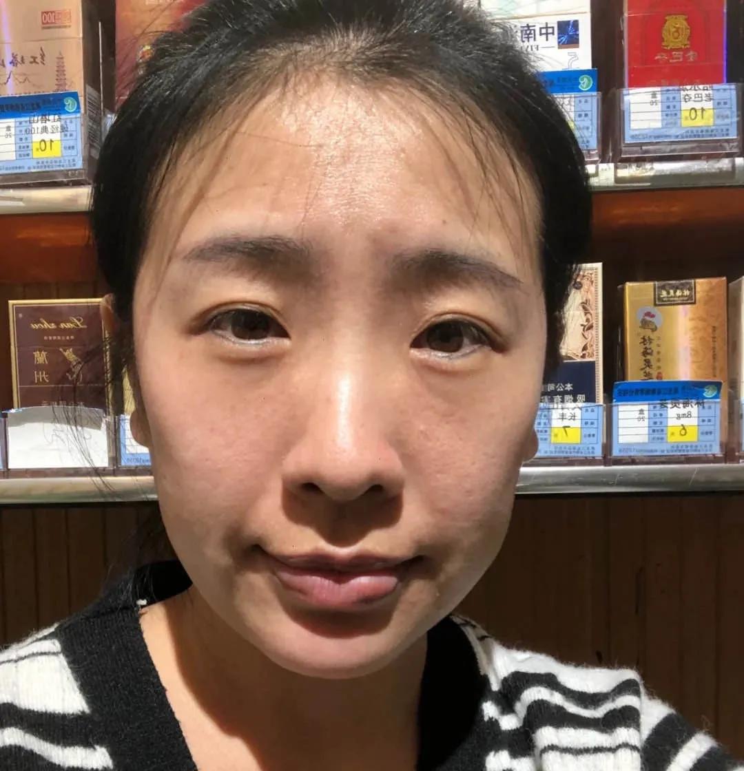 Do You Really Use Face Cream A 40 year old Woman Did This She Was A do-you-really-use-face-cream-a-40-year-old-woman-did-this-she-was-a