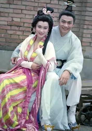 The four immortal wives of Li Shimin's harem: Yang Ji'er, Empress ...