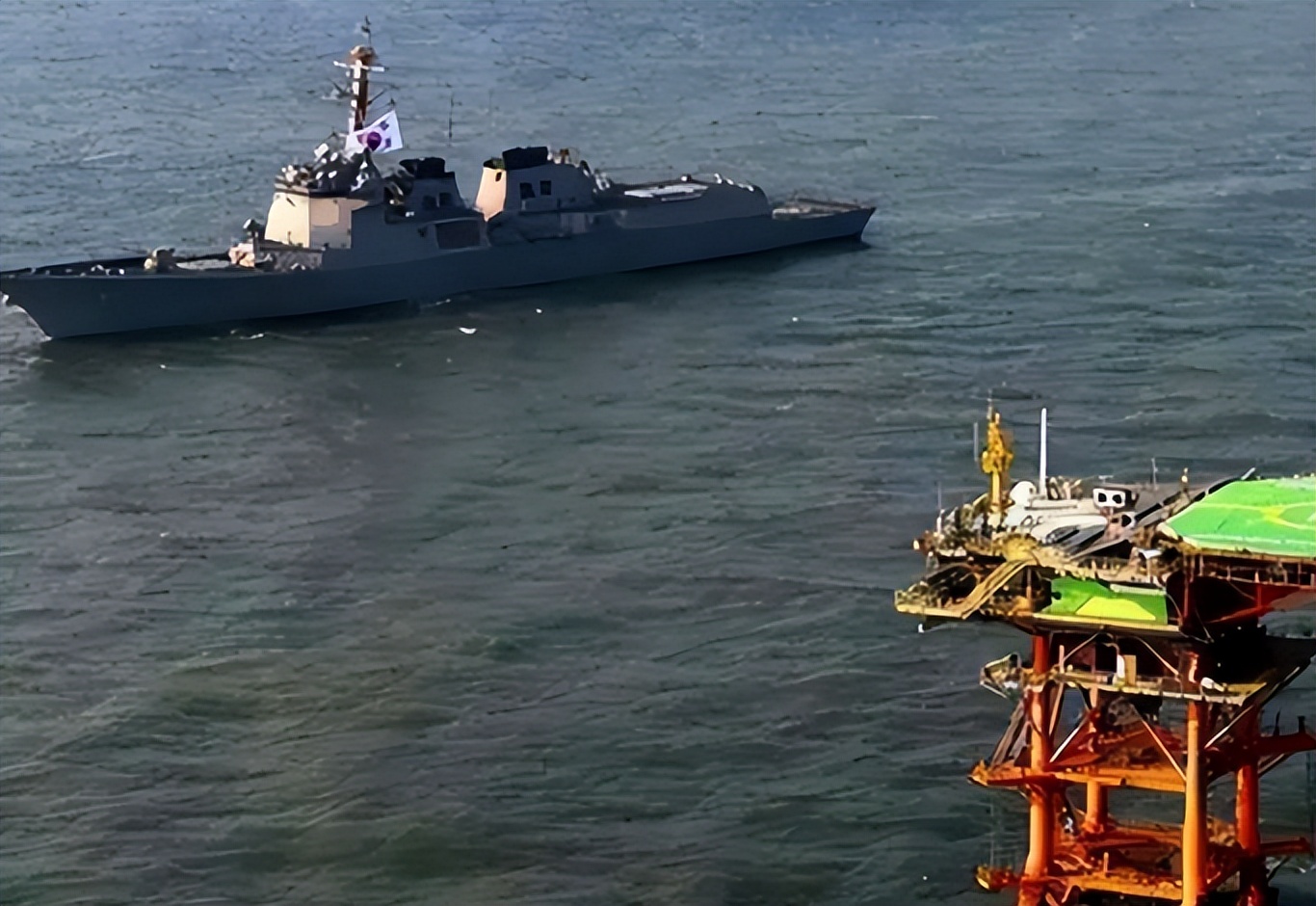 reversed! The Chinese coast guard ship on Suyan Reef has completely ...