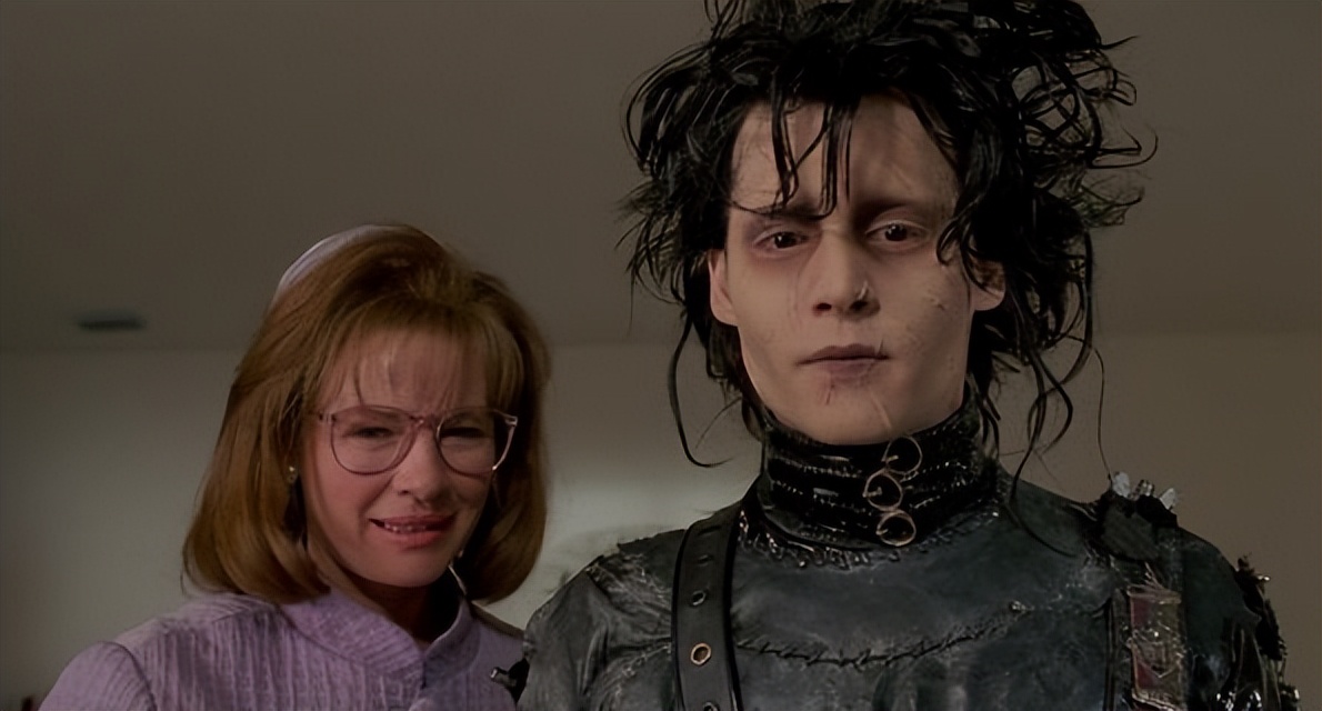 Symbolism and Color Application in the Movie "Edward Scissorhands" - iMedia