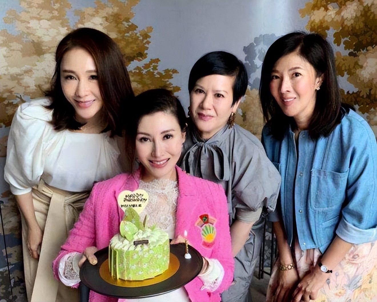 After Li Jiaxin married Xu Jinheng, she introduced her sister to a ...