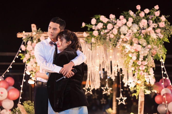 32-year-old Jiang Chao celebrated his wife and daughter's birthday by ...