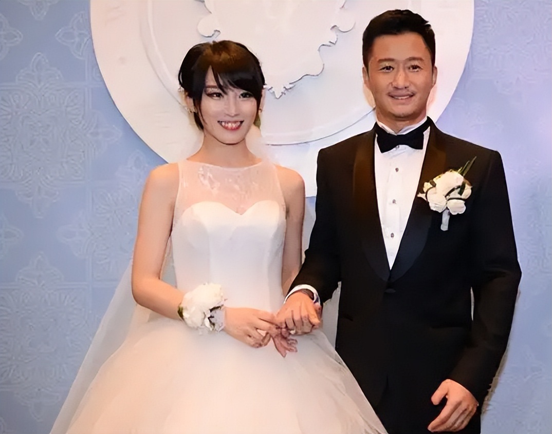 They are a model couple recognized by domestic entertainment, Wu Jing ...