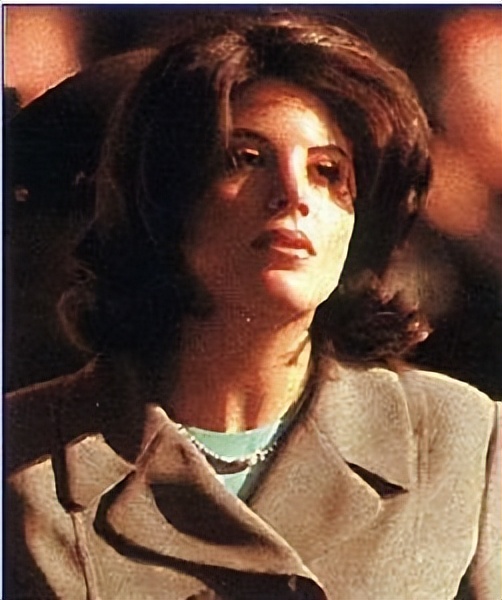 Clinton's "zipper door": the famous American sex scandal, the president ...