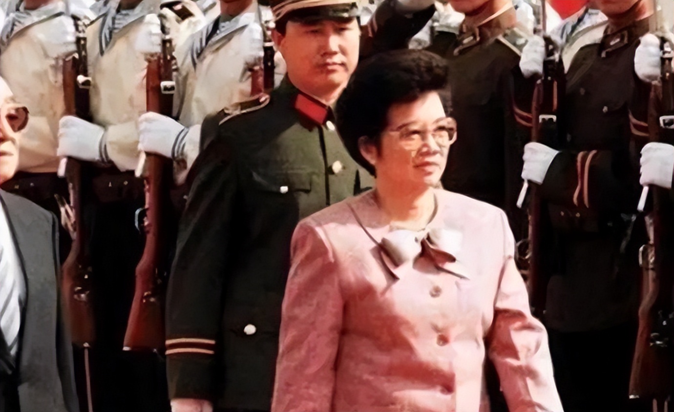The first female president of Chinese descent! When he came to power ...