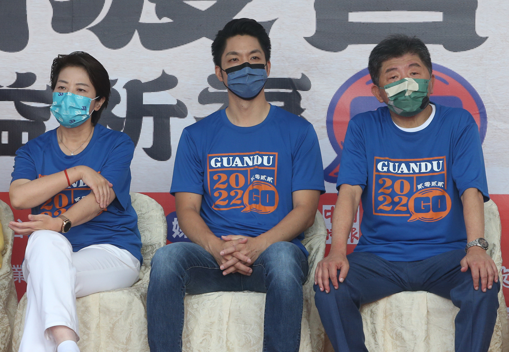 The DPP was forced to maintain the "three-legged governor" to recommend ...