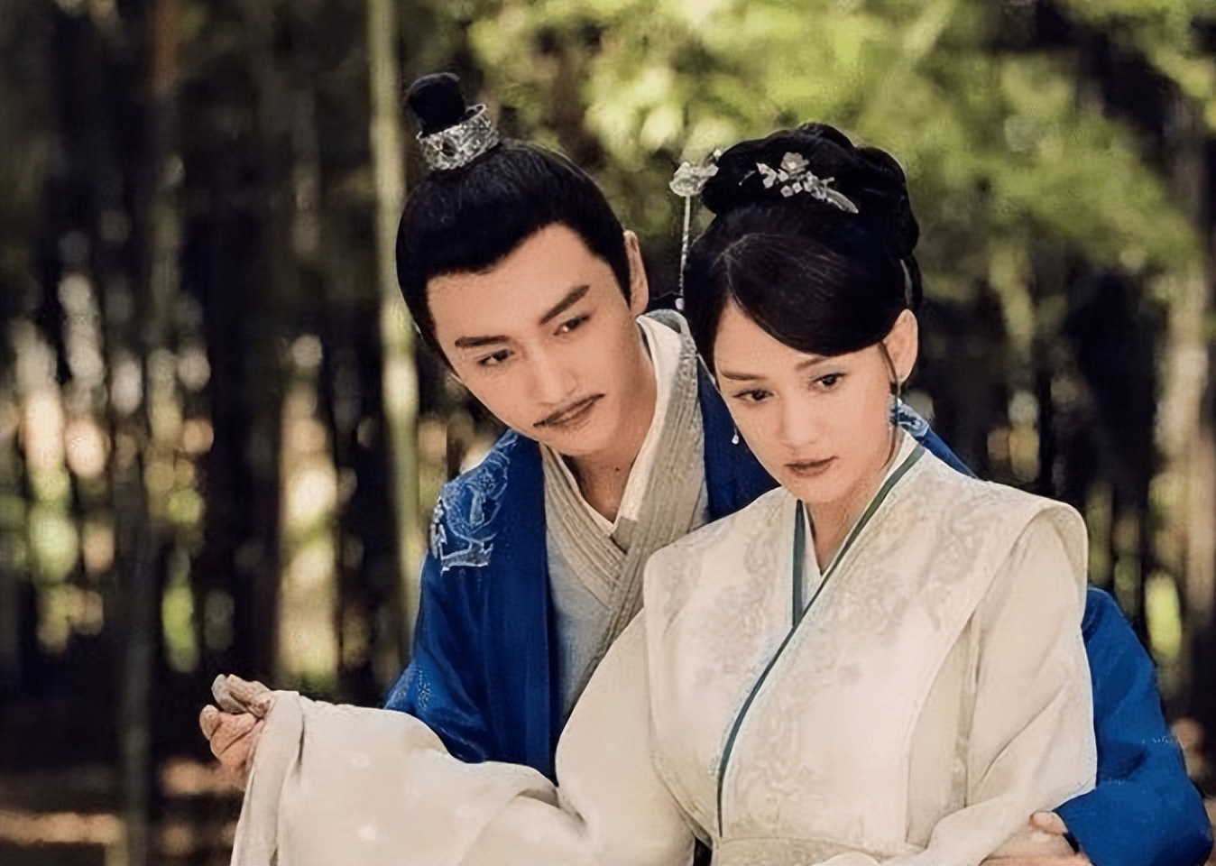 Emperor Wen of the Sui Dynasty went to the early court, but saw that ...