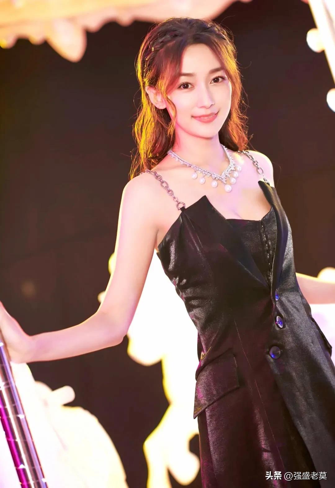 Li Ruoning's amazing photo - iNEWS