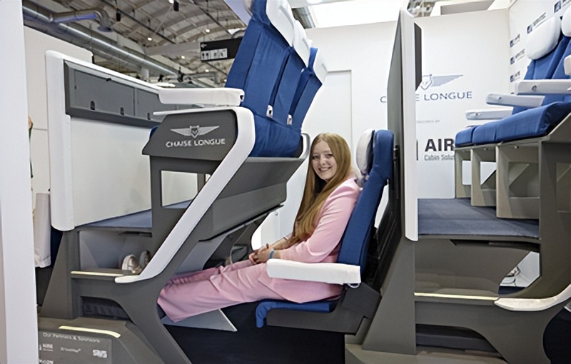 Would you sit directly under another plane passenger? - iNEWS