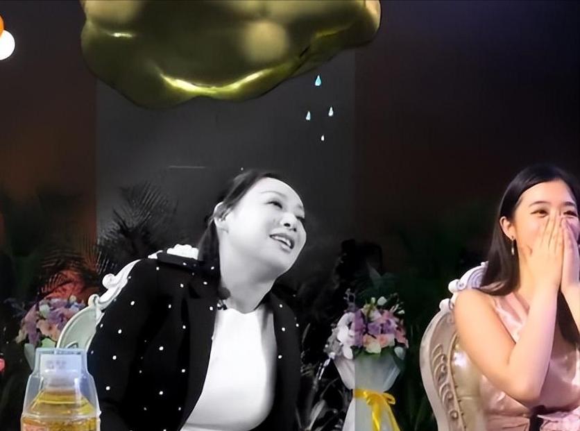 Ning Jing is right, the "unsociable" Zhao Liying is the real "smart person" in the entertainment ...