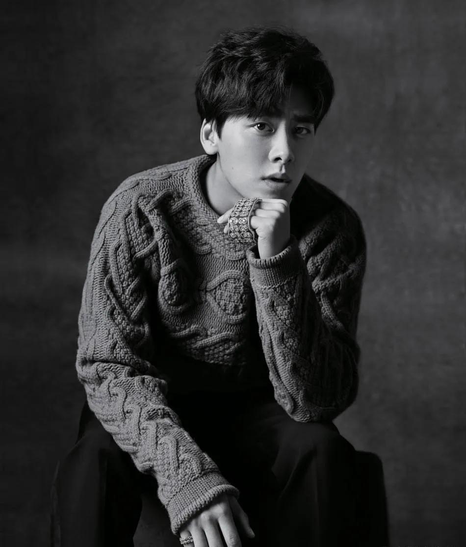 Li Yifeng, hey!!Sad, I still remember that TV series Gu Jianqi and Tan ...