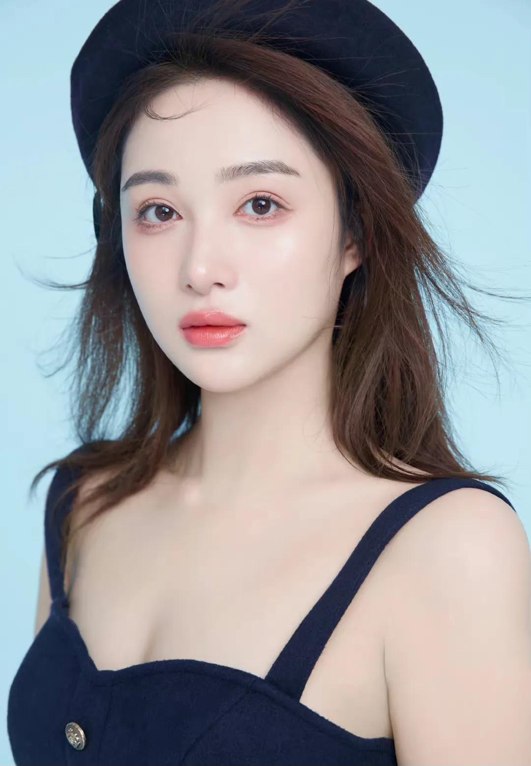 Beautiful Sun Jialu - iNEWS