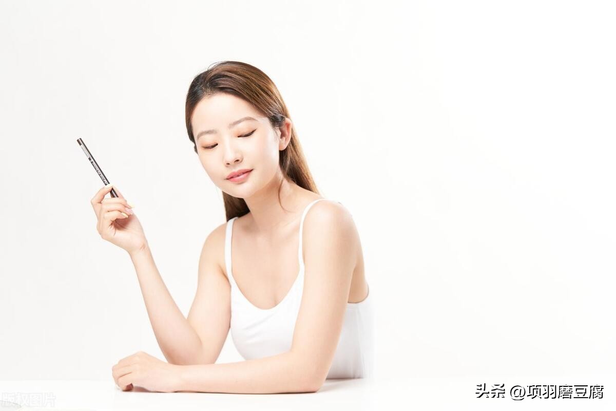 The Magic of Cosmetics- The interactive charm of external beauty and ...