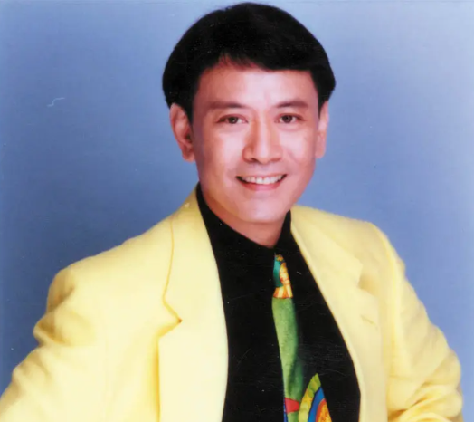 "Demon King" Luo Wen died in 2002, and the funeral caused a sensation ...
