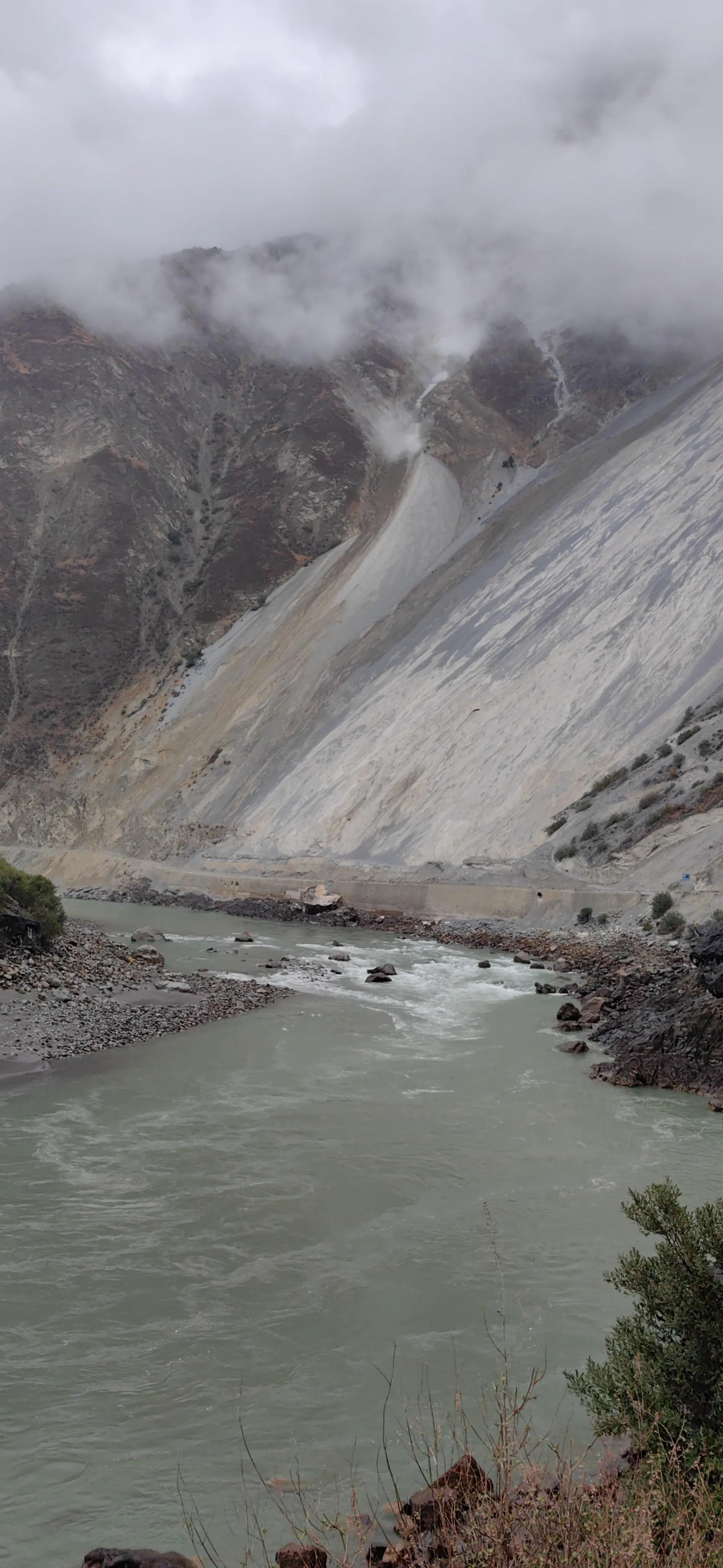 Walking the Three Rivers (9): Big Quicksand - iNEWS