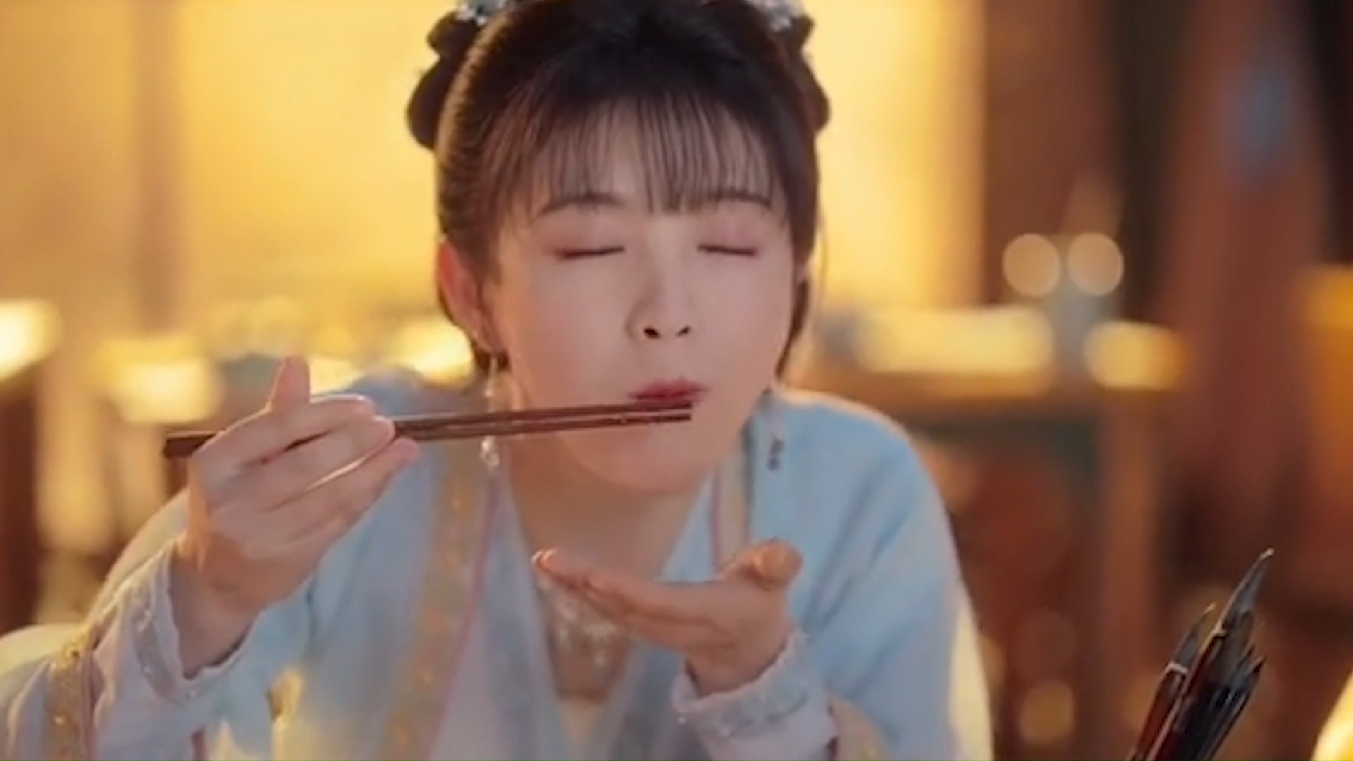 We don't know anything about Bai Jingting's figure, and it is ...