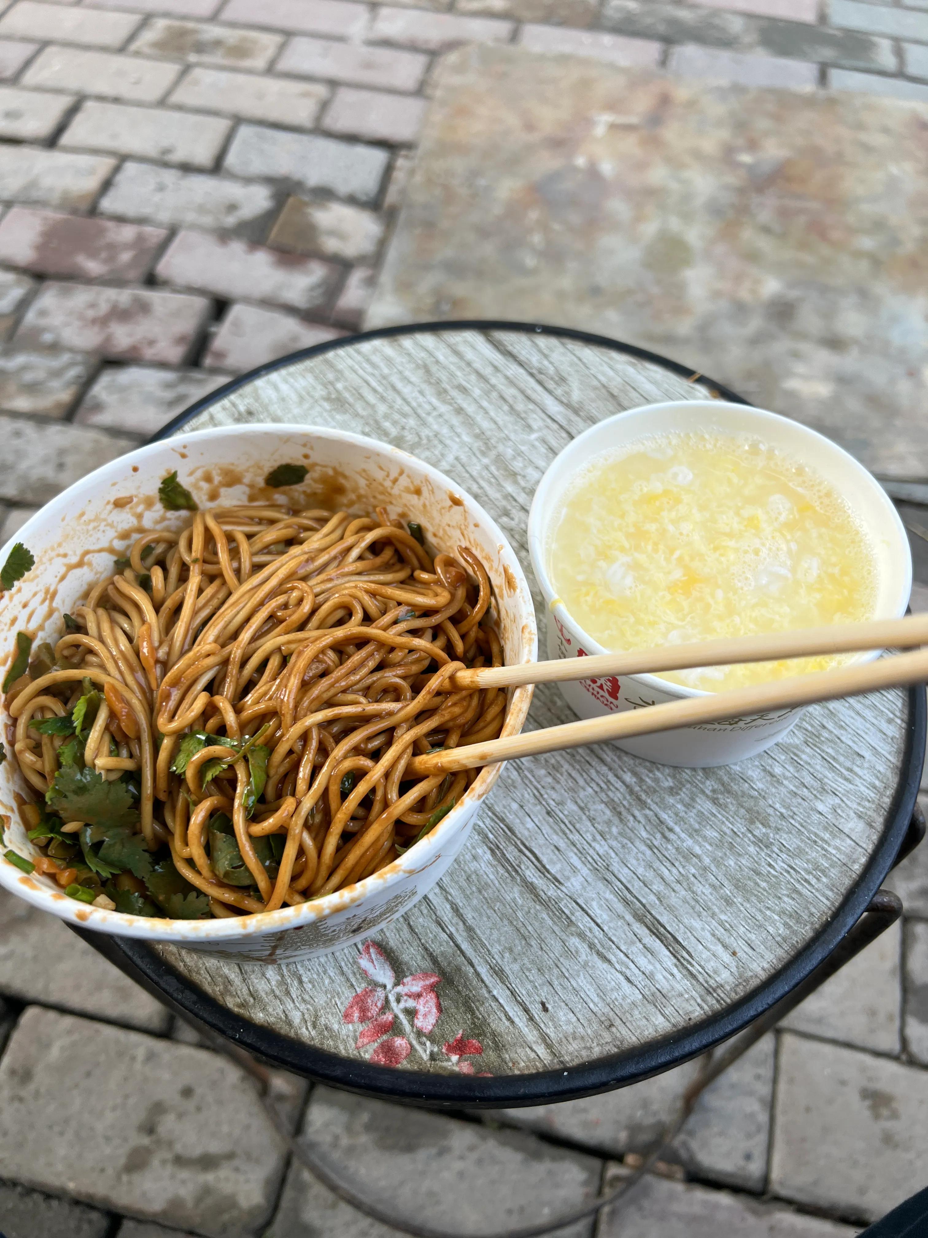 Start my day with a bowl of Wuhan Hot Dry Noodles - iMedia
