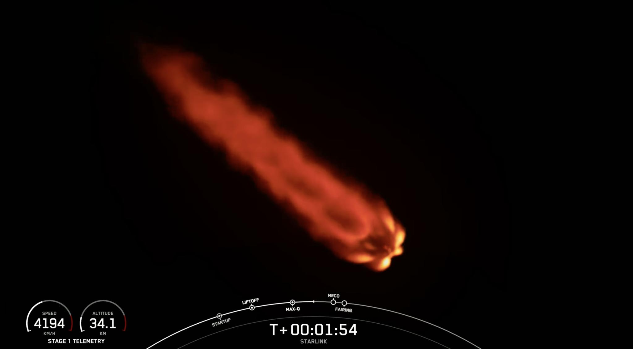 Stunning: SpaceX rocket spews smoke rings at 1464km/h - iNEWS