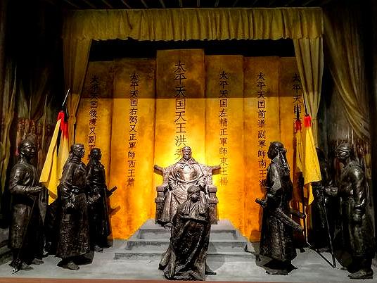 Why didn't Hong Xiuquan proclaim the emperor?How was his power emptied ...