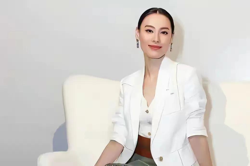 It is revealed that Liang Luo Shi compares Cecilia Cheung to education ...