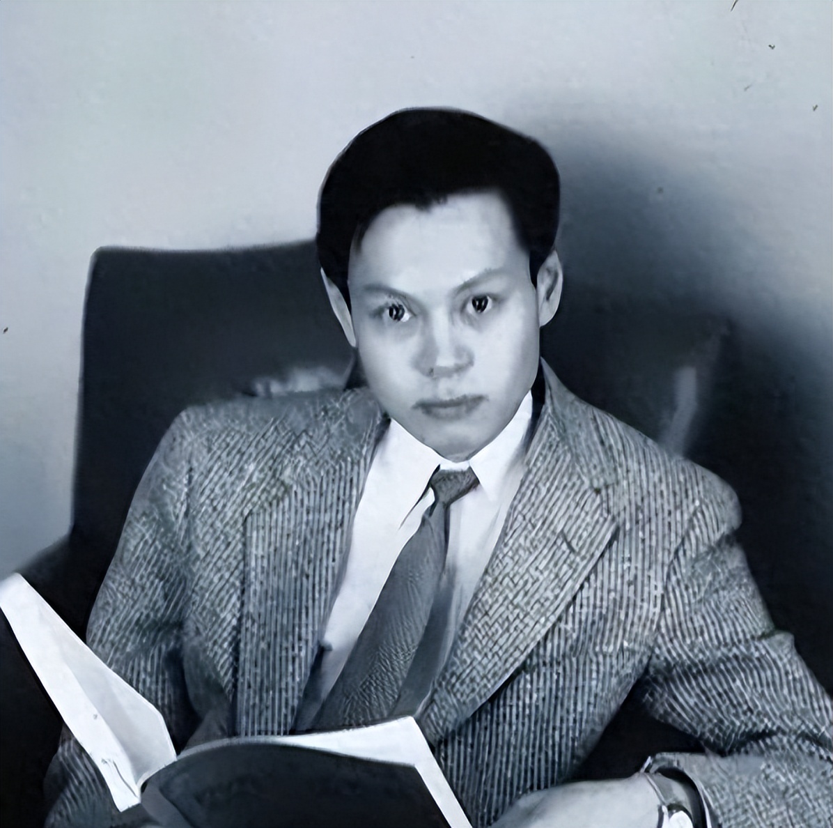 101-year-old Yang Zhenning makes a rare appearance, rumors of critical ...