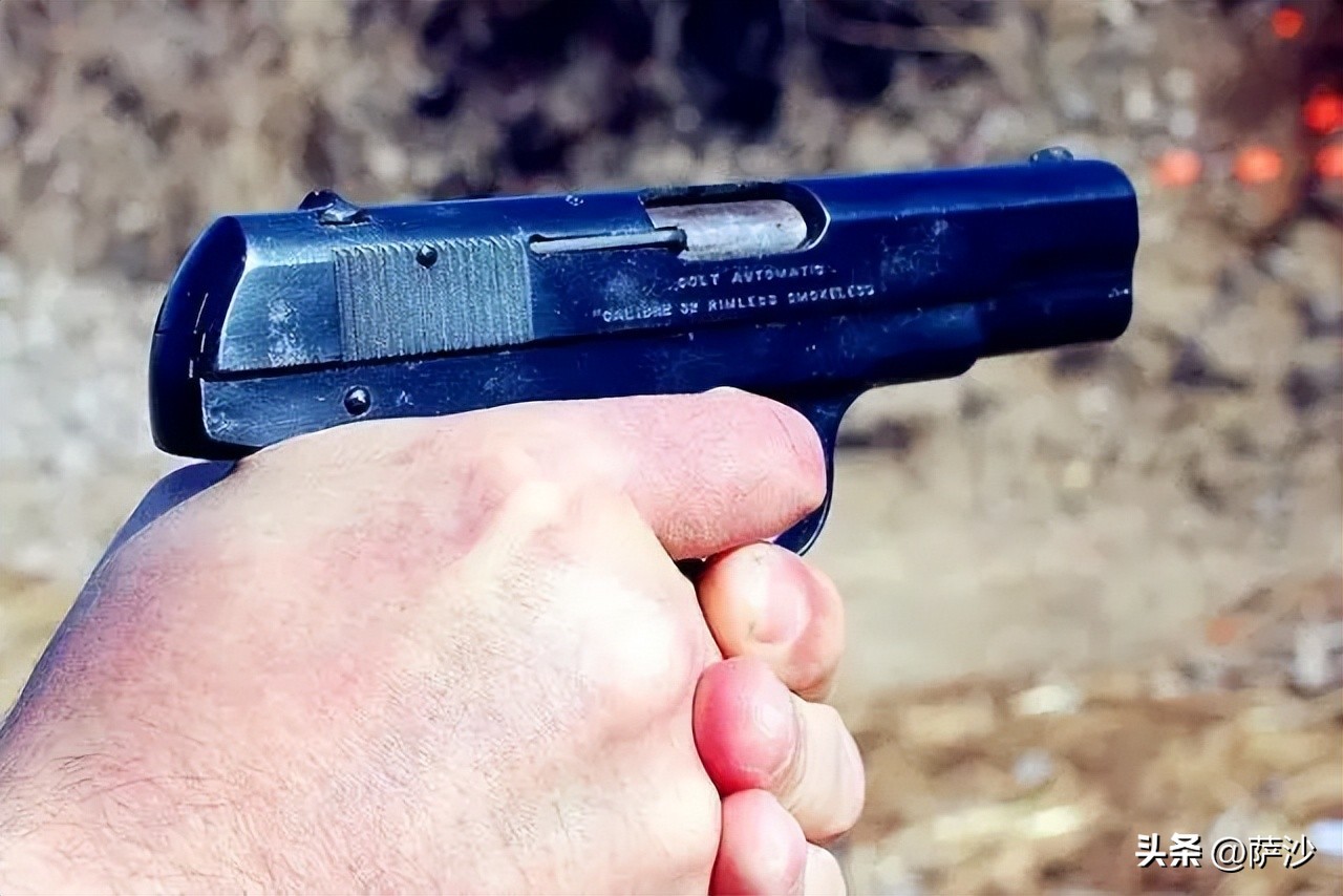 The first gun in the Republic of China Colt M1903 semi-automatic pistol ...