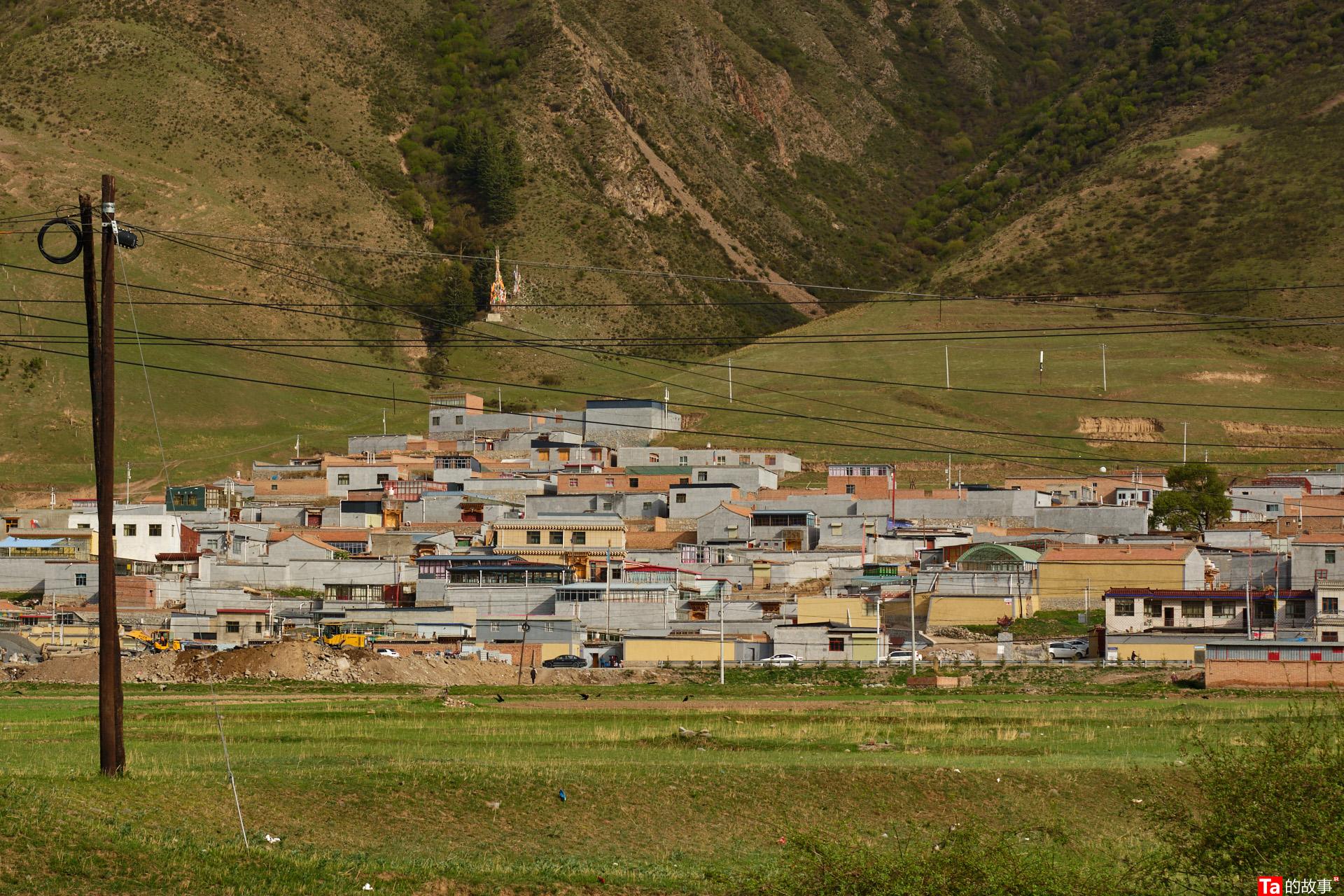 Xiahe trip, morning and evening in Labrang Town - iNEWS