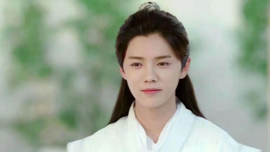 Lu Han is a young man who conquers the world with talent and love - iMedia