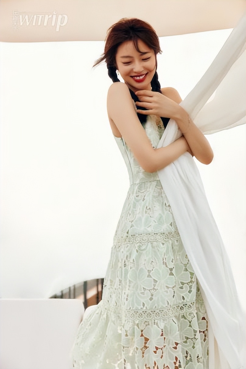 Xu Ruohan, as bright as summer flowers - iMedia