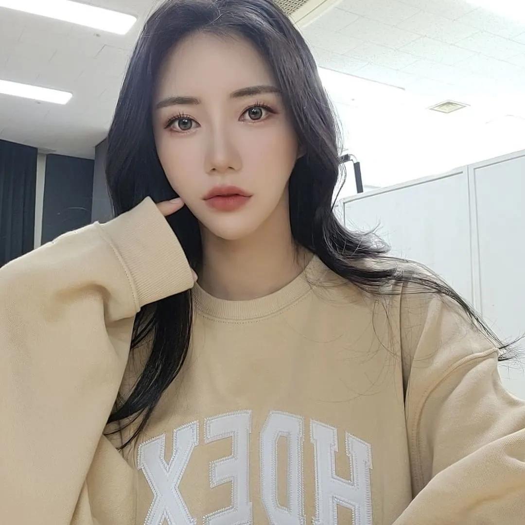 Lim Sol Ah's Multiple Mix and Match Show - iNEWS