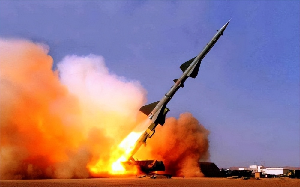 China urgently needs to break through the three major military ...