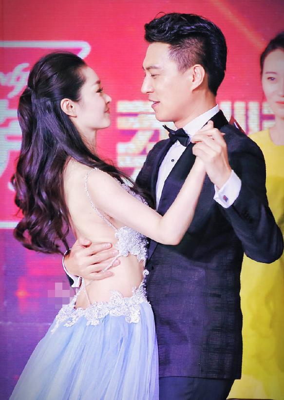 Animation Song Yi's "belly pocket" outfit, Jin Dong's hands have no ...