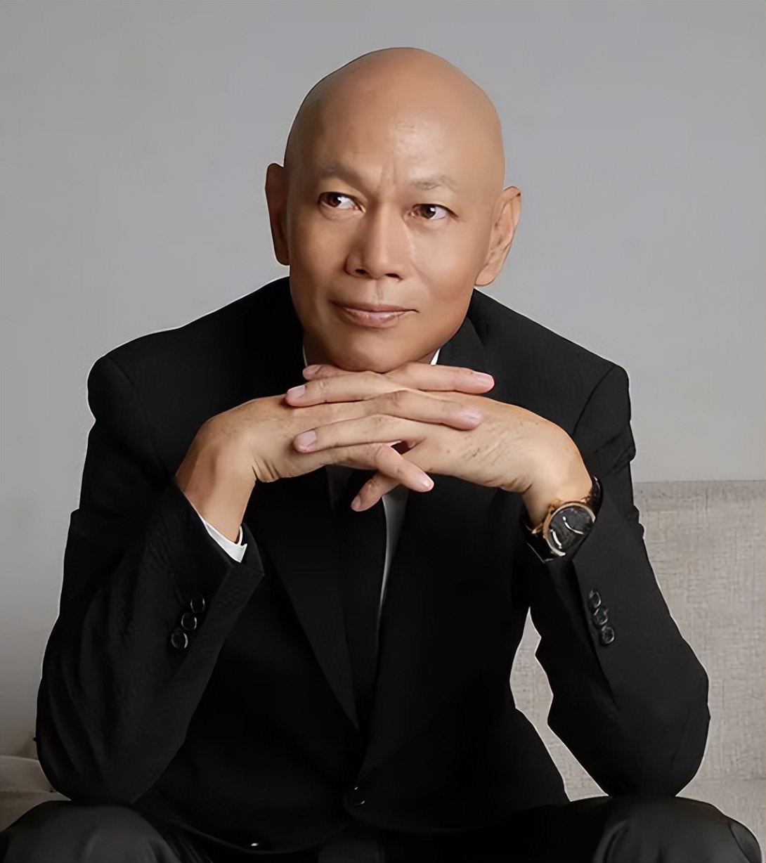 Wu Mengda was not invited, and Zhou Xingchi "flickered" to Luo Jiaying ...