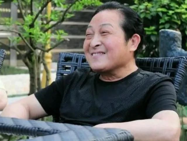 The fee for apprenticeship was 5 million, Li Bingbing knelt down to ...