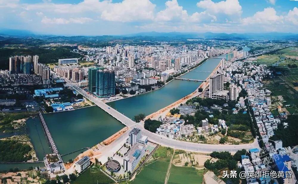 A little is better than a lot——A feeling of reading Deng Bin's "Shixing ...