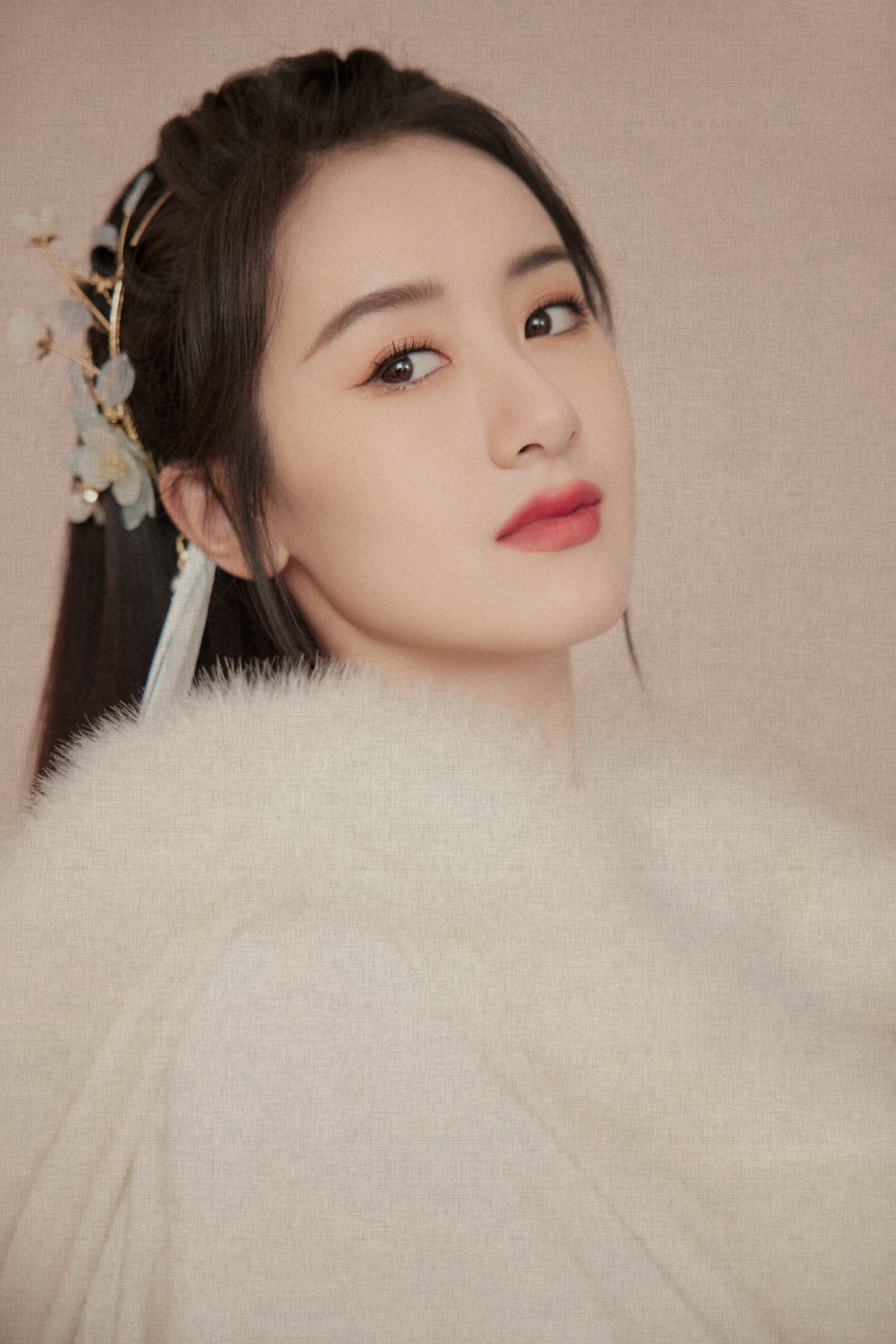 Following Zheng Yecheng and Liu Xueyi, Yuan Bingyan welcomes the ...